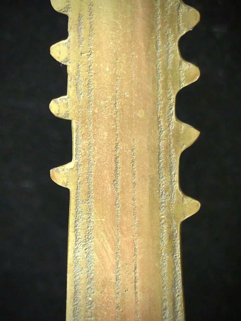 Rostre poisson-scie en bronze - Pristidae - Boutique OVIRY