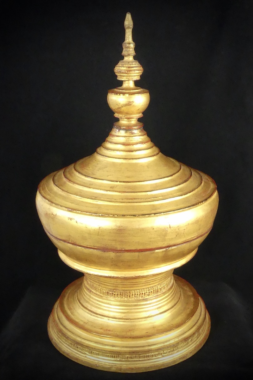 Grand offertoire Hsun-ok doré et rouge - Birmanie - Boutique OVIRY