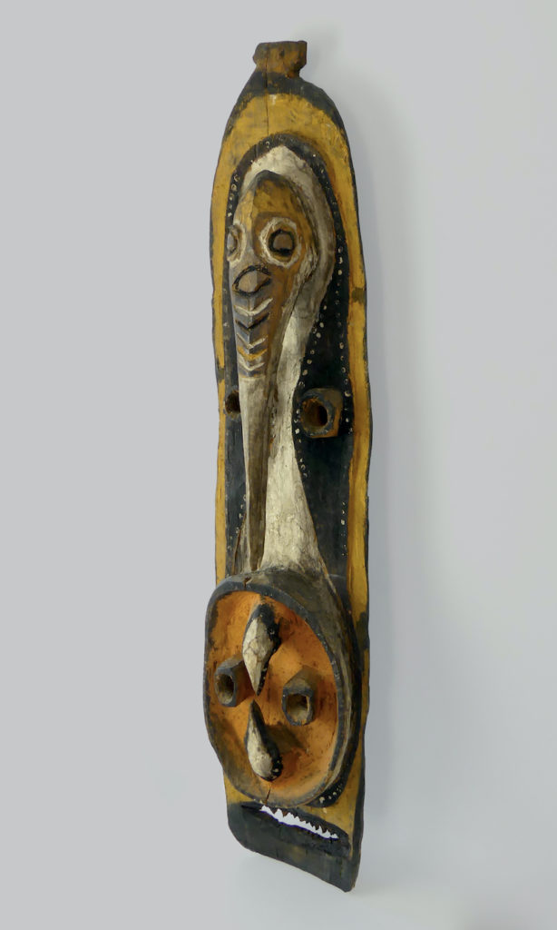 Masque de pignon Garra papou en bois de fer - Tribu Bahinemo - OVIRY