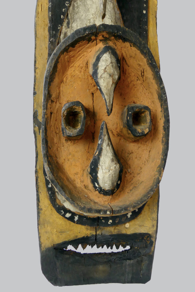 Masque de pignon Garra papou en bois de fer - Tribu Bahinemo - OVIRY