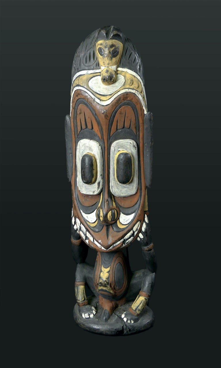 Grande sculpture totémique papoue polychrome - PNG - OVIRY