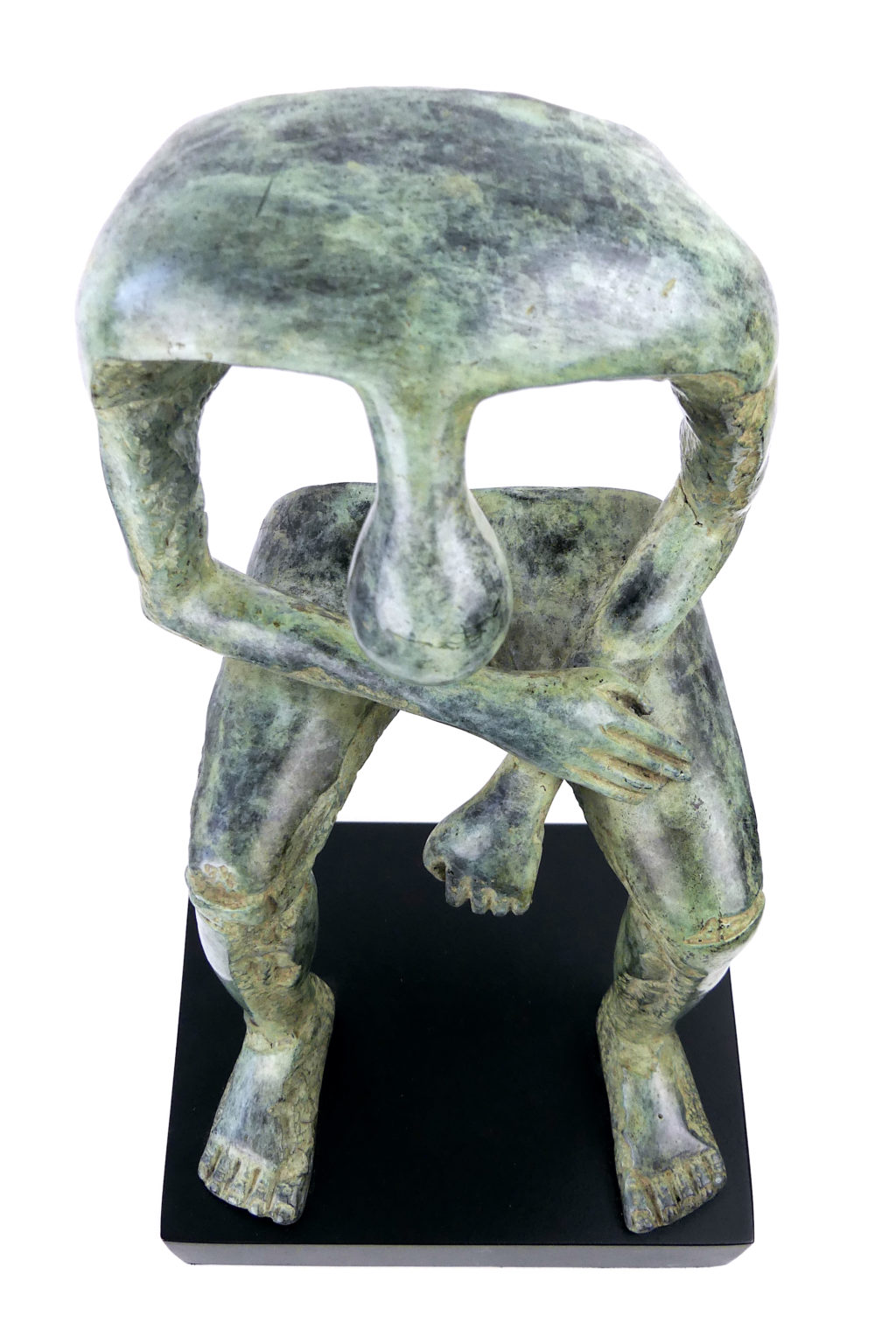 Bronze homme assis sur socle noir - Art contemporain - Design - OVIRY