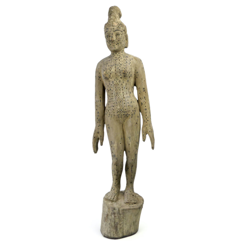 Grande statue acupuncture femme ancienne en bois Chine OVIRY