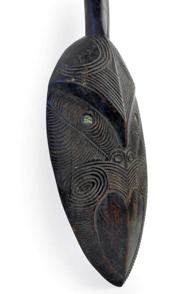 Patu māori ancien massue en bois précieux et ormeau - OVIRY