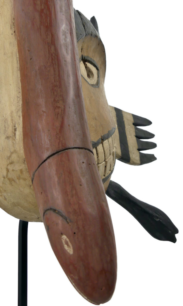 Masque du poisson Yupik sur pied - Yukon - Inuit - Alaska- OVIRY