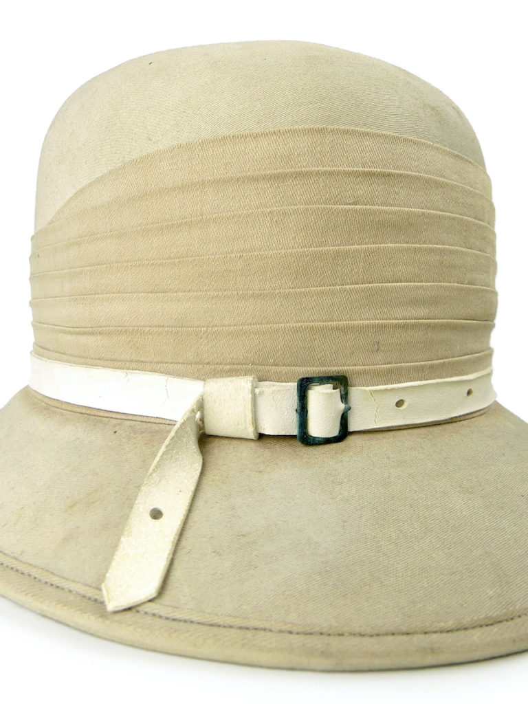 Casque colonial féminin du début XXe Salacot de collection OVIRY