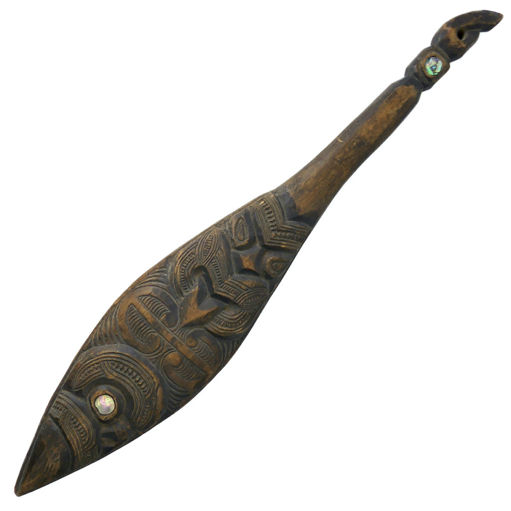 Patu māori ancien en bois léger et ormeau Patuki Teko Teko - OVIRY