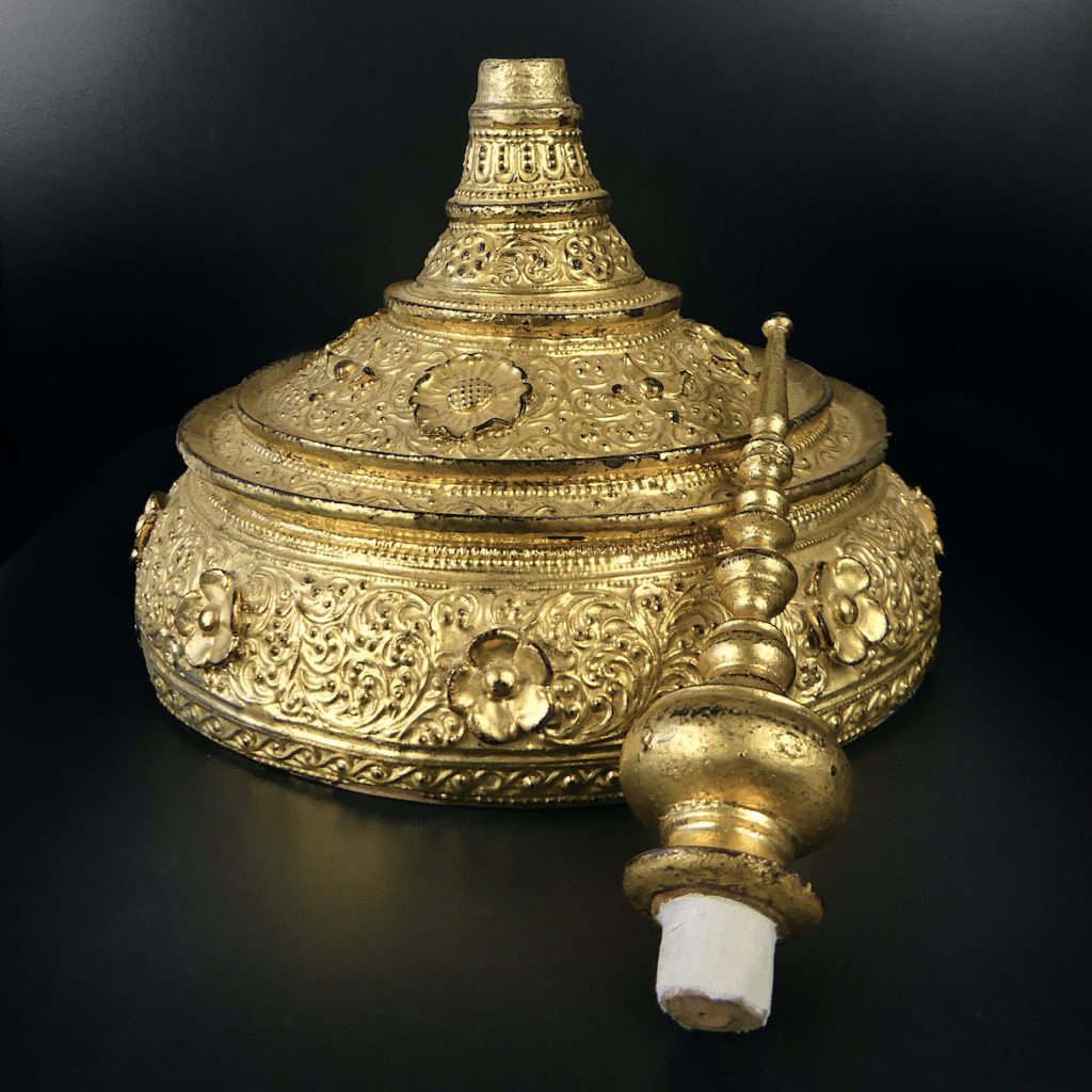 Grand offertoire birman Hsun-ok doré en bambou laqué - OVIRY