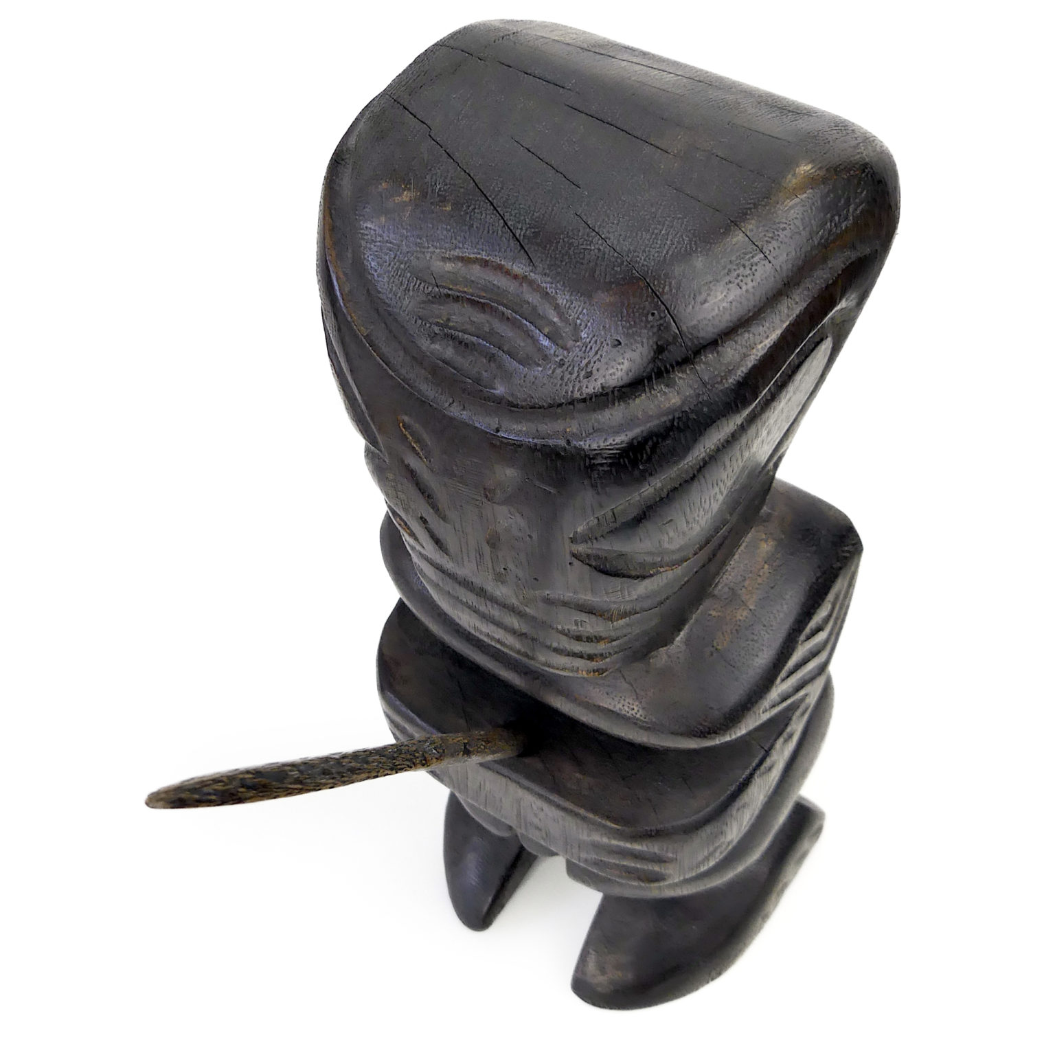 Tiki maohi à la lance en bois sombre massif - Polynésie - OVIRY